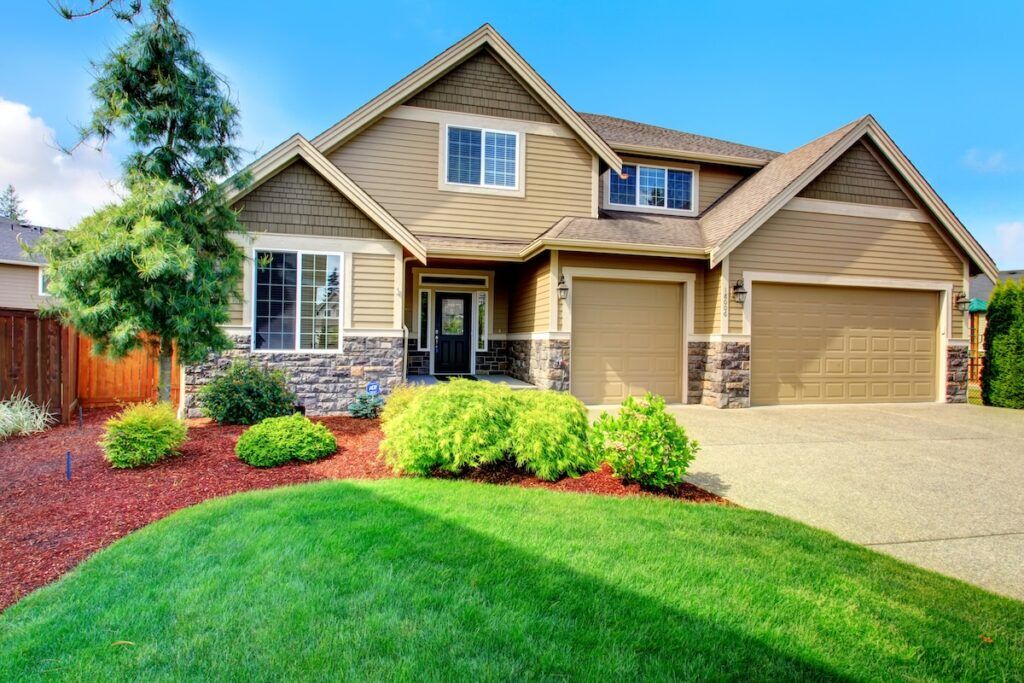 7 Most Popular Vinyl Siding Colors In 2025